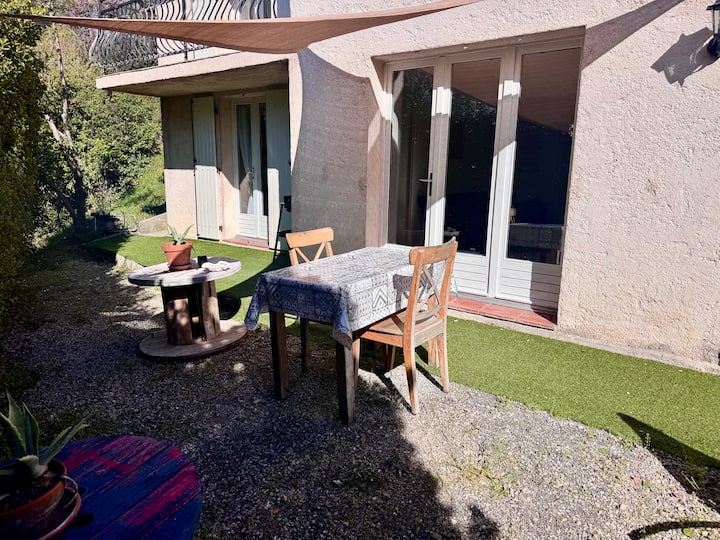 Joli 2 Pièces Avec Jardin Privatif - Montauroux