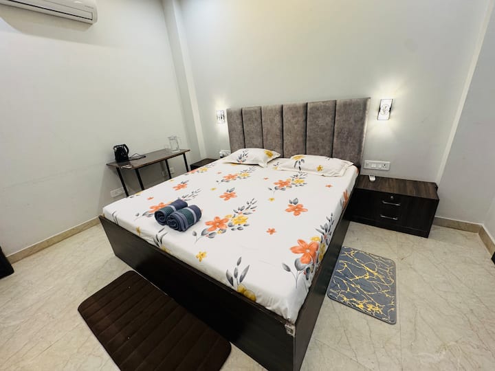 The Jacuzzi Bliss Room - Kota