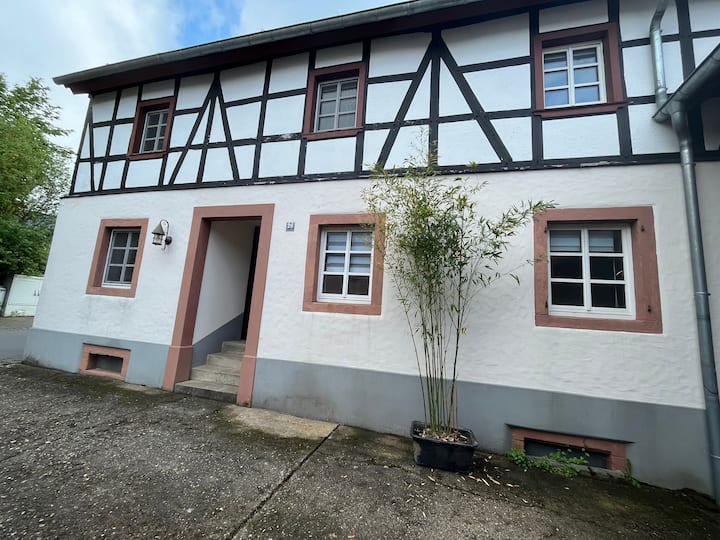 Bauernhaus Mit Scheune - Blankenheim