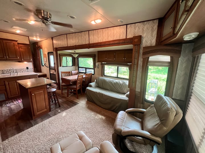 Bird Crazy Camper - Michigan City, IN