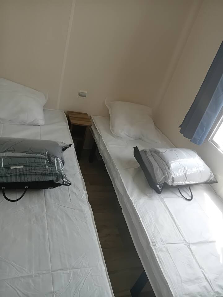 Piscine Terrain De Pétanque - Bias