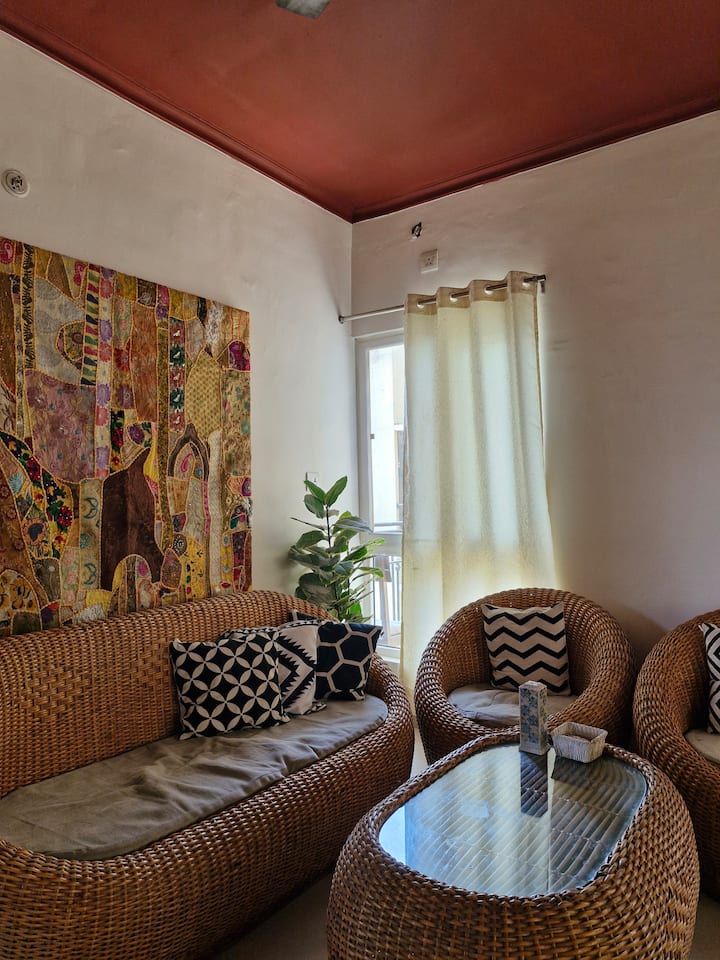 3 Bhk Flat, Near Sgpgi - Lucknow