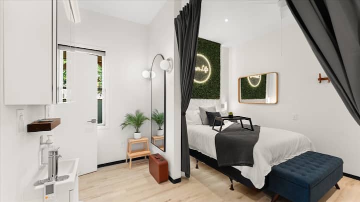 1an Luxury European Barndo Farm Stay Wedding Venue - Jefferson City, TN