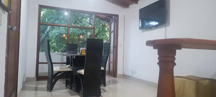 Amplio, Concéntrico Y Acogedor - Medellin, Antioquia, Colombia