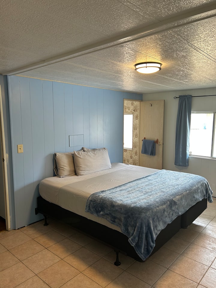 Cozy Room With Private Bath - Sebastian, FL