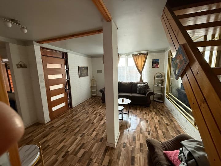 Casa En Arriendo Amueblada - Lampa