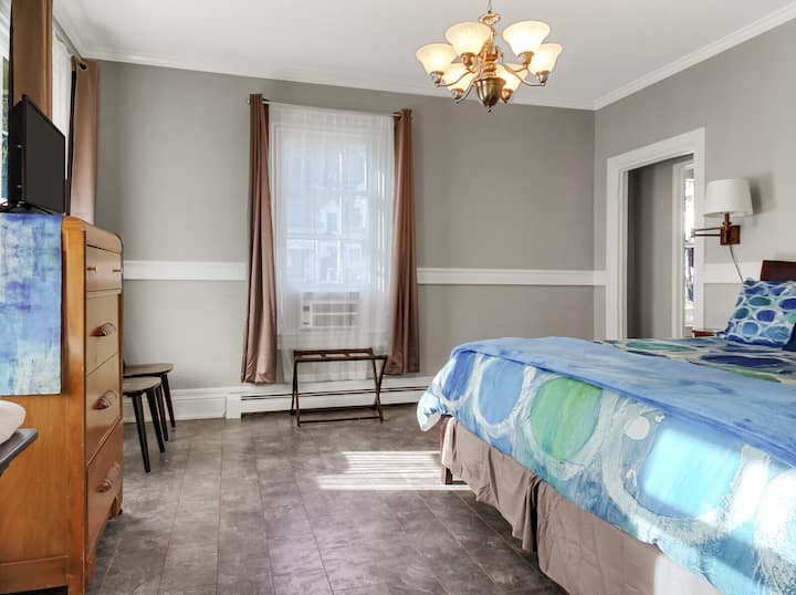 Victory Chimes - Boothbay Harbor, ME