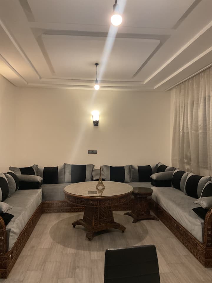 Grand 2 Pièces Moderne Neuf Clim Wifi Et Satelitte - Agadir