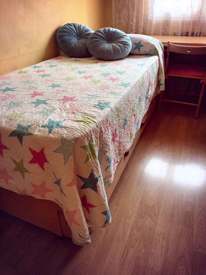 Habitación Acogedora Y Desayuno - Oviedo