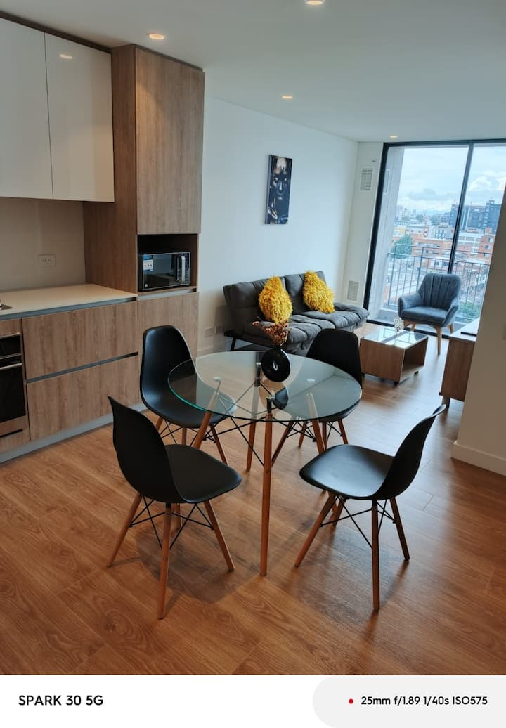 Apto Corferias, Parking Embajada,agora, Aeropuerto - Bogotá