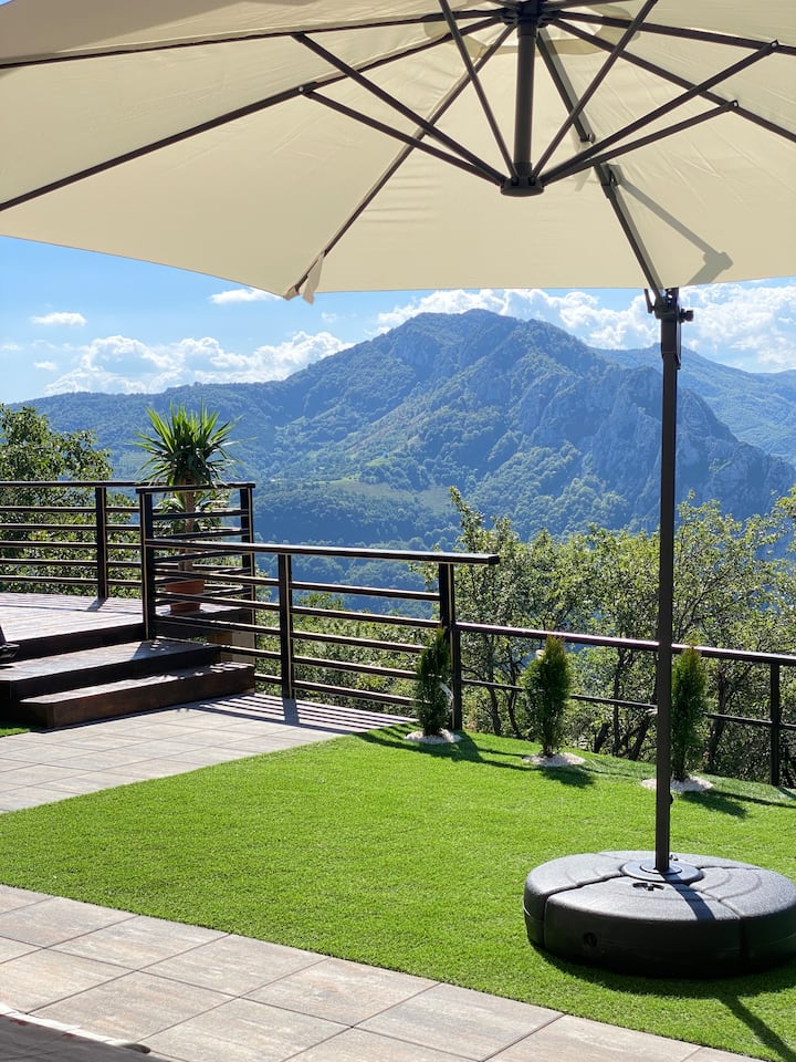 Catunu Lupului Village
Cabana Monte Benito - Transilvania