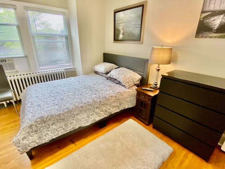 Beautiful Private Waterfront Apt - Toronto