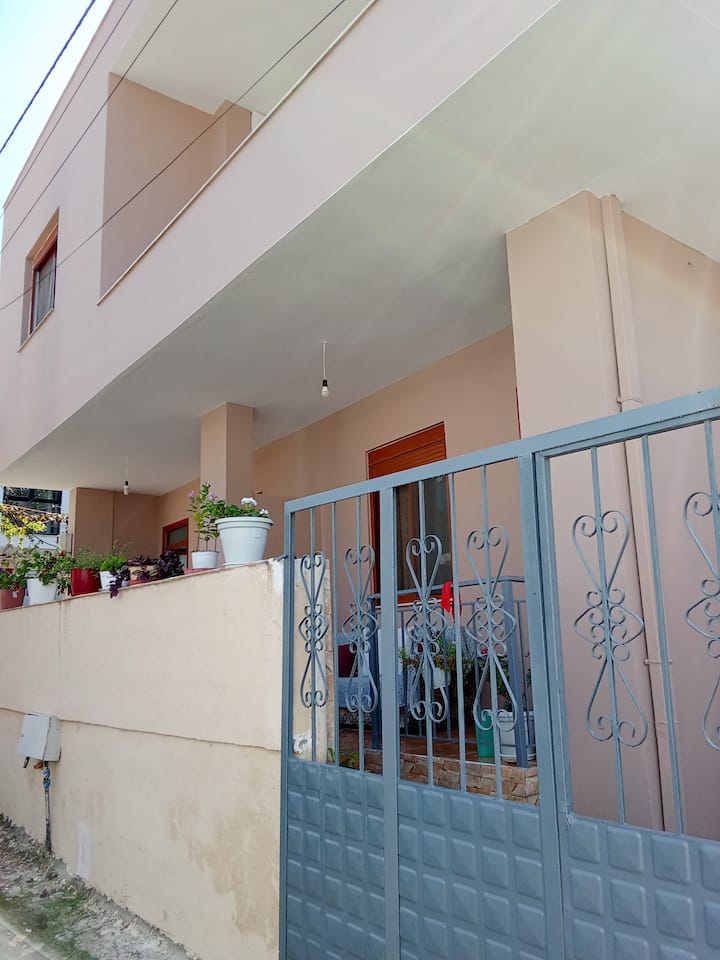 Entire Room~ Villa 2007 - Albanien