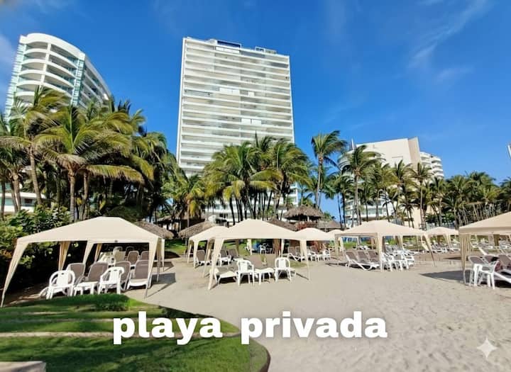 Playa Privada Con 4 Recamaras Y 6 Camas Totalmente - Acapulco