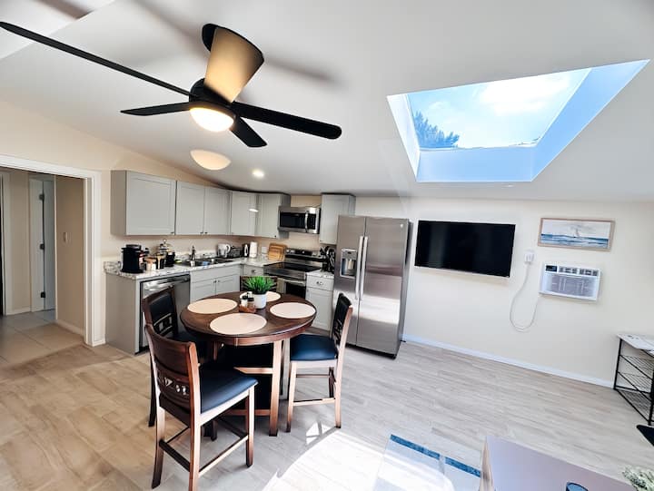 Lake Murray 3br Retreat With Ac And Skylight - エルカホン, CA