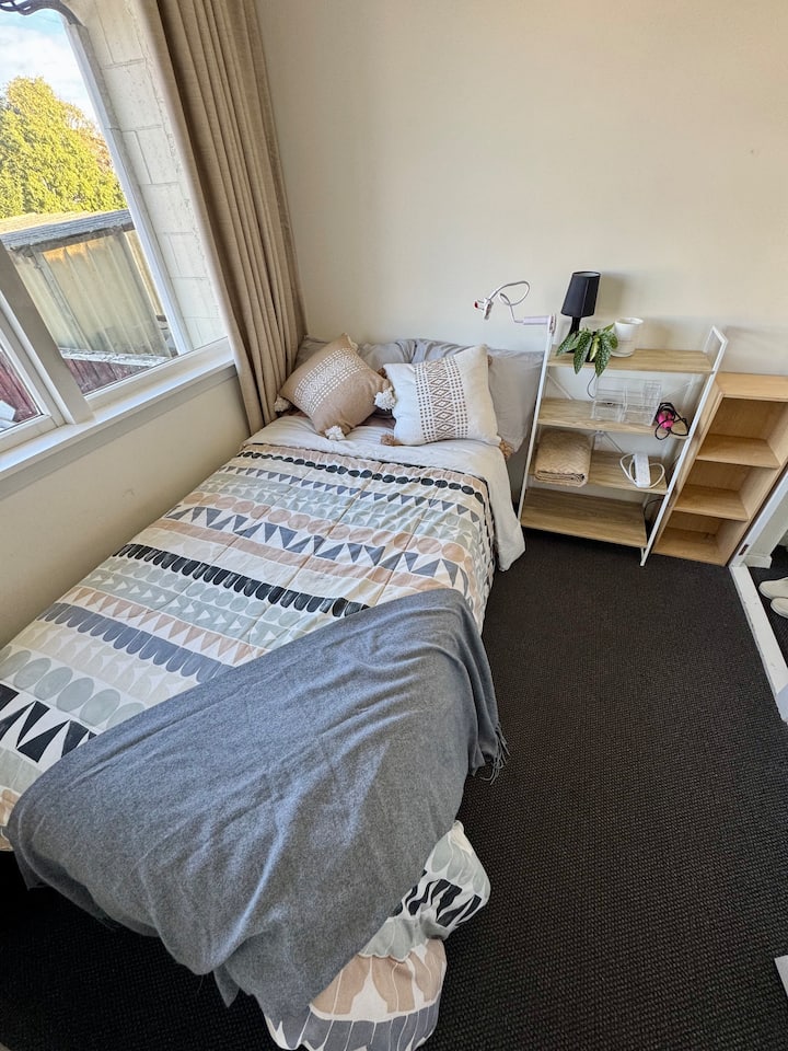 Cozy Bedroom In Riccarton Mall! - Christchurch