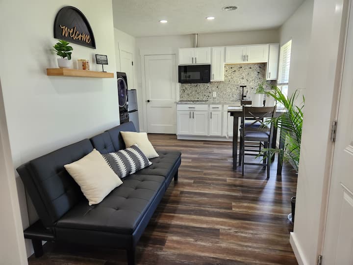 Cozy Private Room To Relax - Beaumont, TX