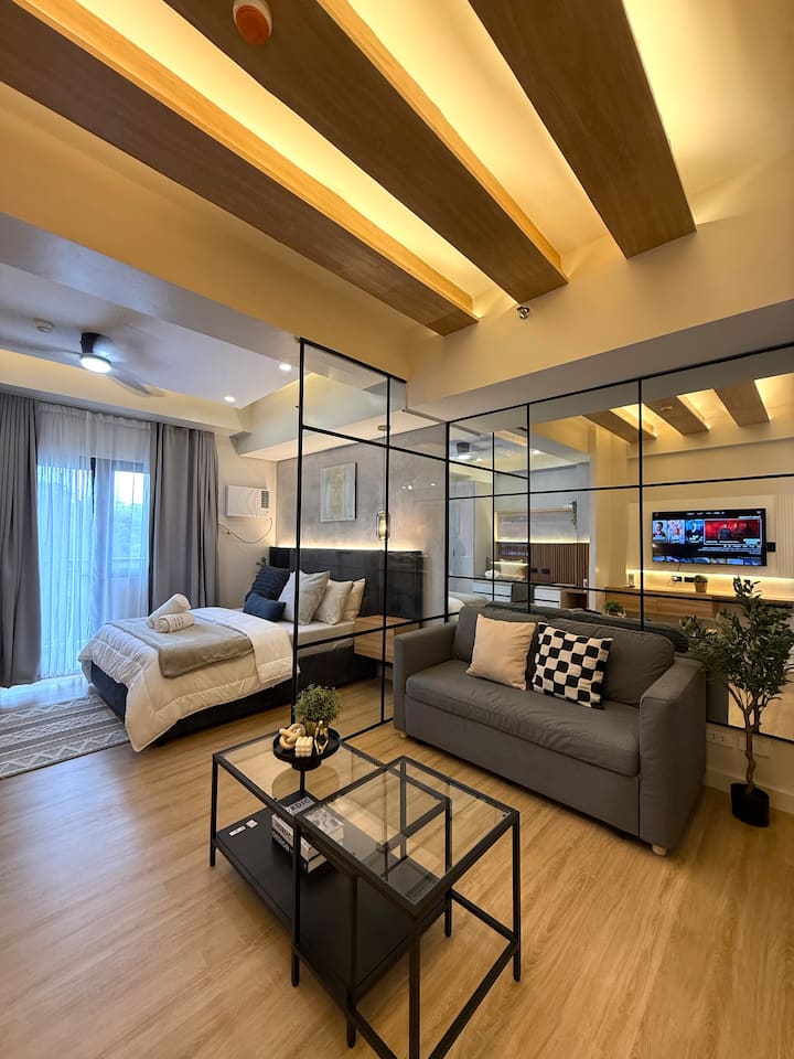 Casa Olivia At Twin Lakes Belvedere Tagaytay - Alfonso