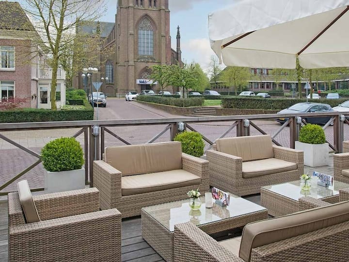 Spacious Room With Garden Access And Free Parking - 's-Hertogenbosch