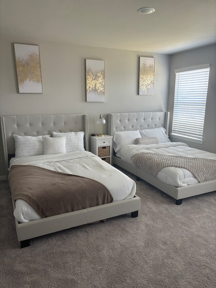 Katy Luxe Empire - Katy, TX