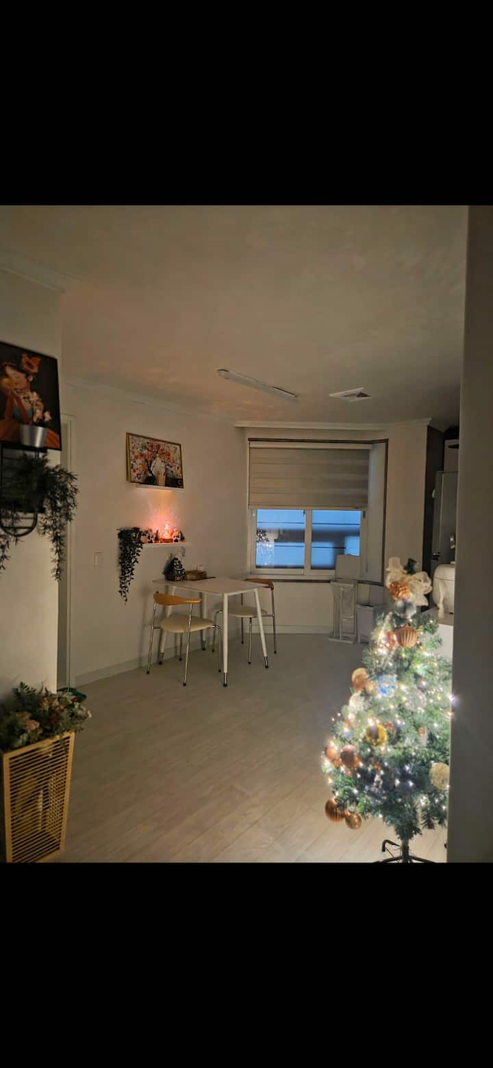 영일대Jj하우스  환여바닷가도보 30초 영일대스카이워크도보10분넷플애견동반가능 - Pohang-si