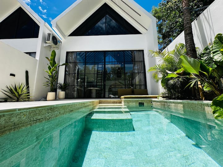 Casa Ulu Villas With Oceanview - Indonesia