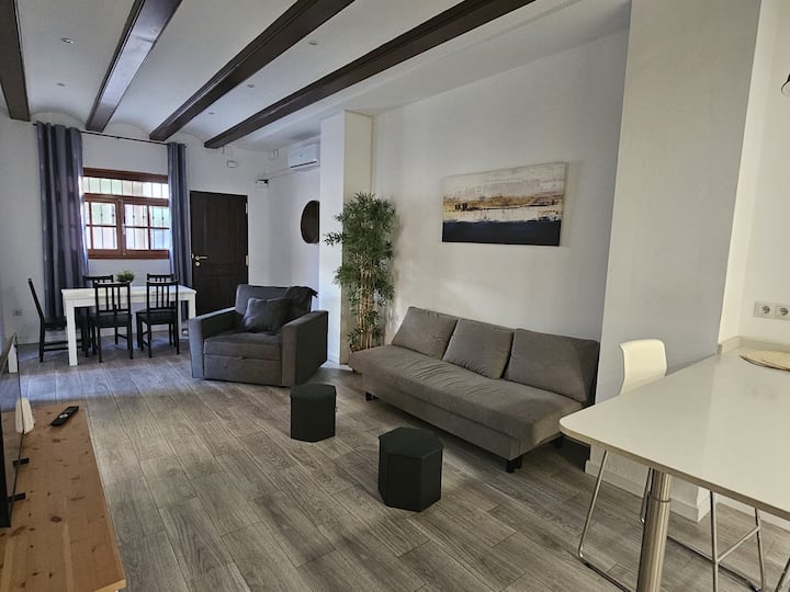 Apartamento En Planta Baja. - Valencia