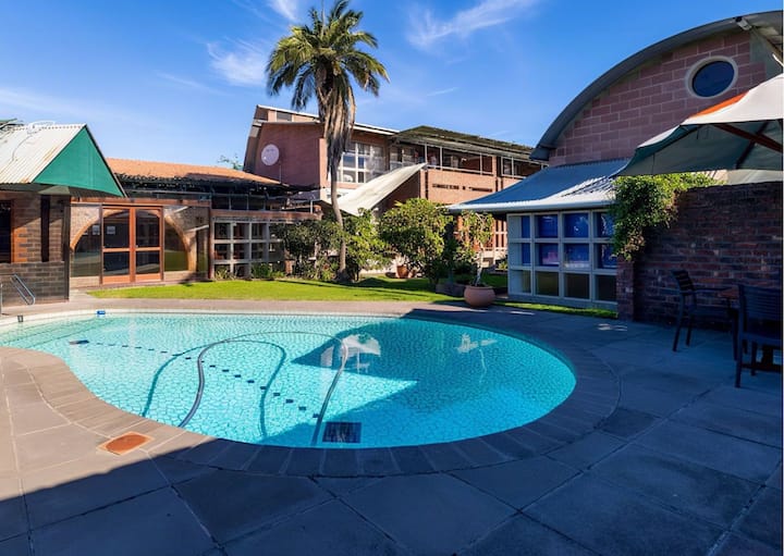 Serenity Space At Asali - East London