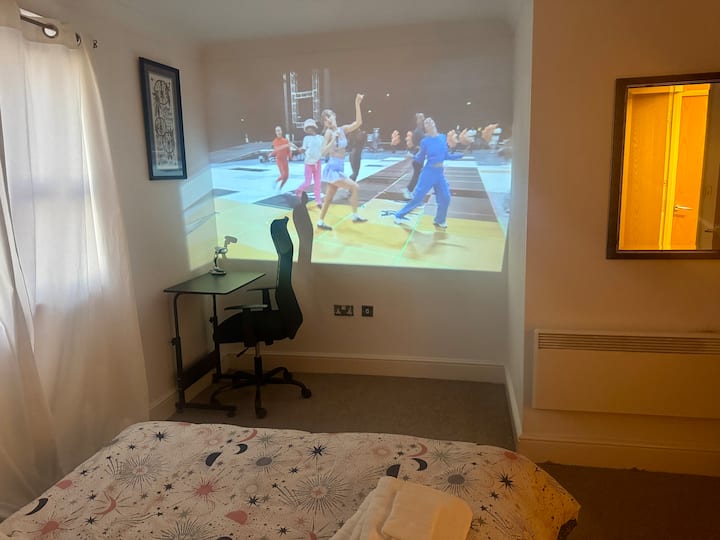 Birmingham City Centre Cozy 1br With Projector - Birmingham