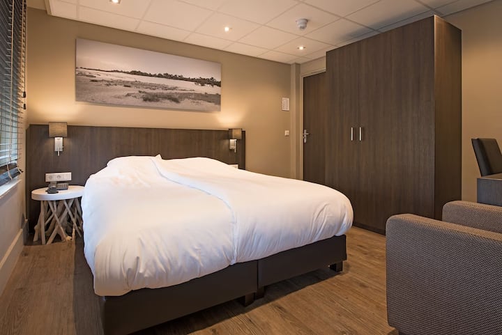 Stylish Room With Free Parking In Brabant - 's-Hertogenbosch