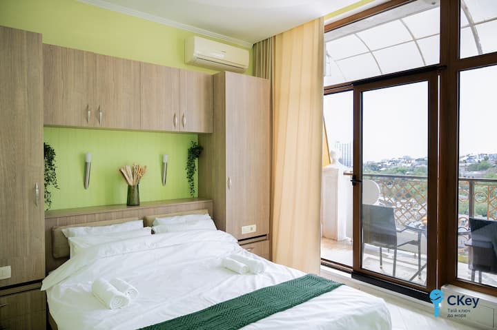 Green Terrace Seaview In Arcadia - Odesa