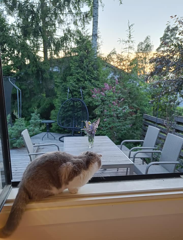 Home With Yard - Espoo