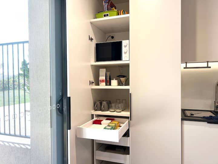 1 Bedroom(q Bed) Suite With Private Kitchen - Cairns