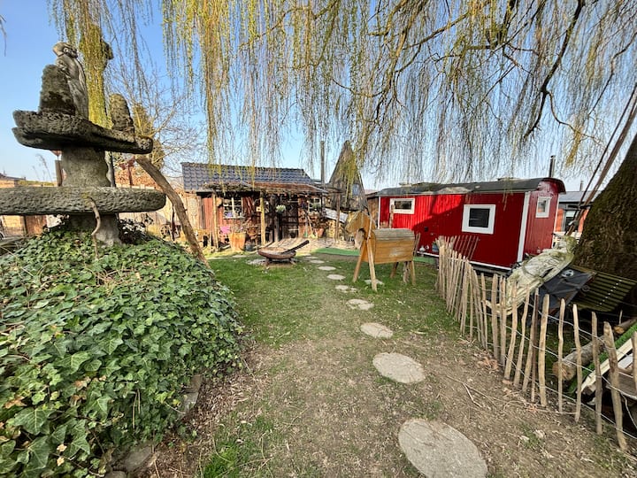 Abenteuerlust Statt Schickimicki?
Baubude & Sauna - Nordrhein-Westfalen