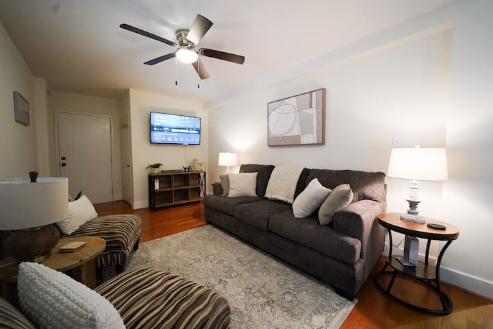 Elizabeth Condo 5 Mins To Uptown - Charlotte, NC