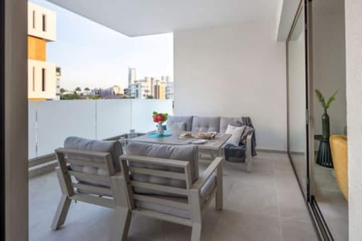 302 Mulberry Court - Cosy Avec Grande Terrasse - Limassol