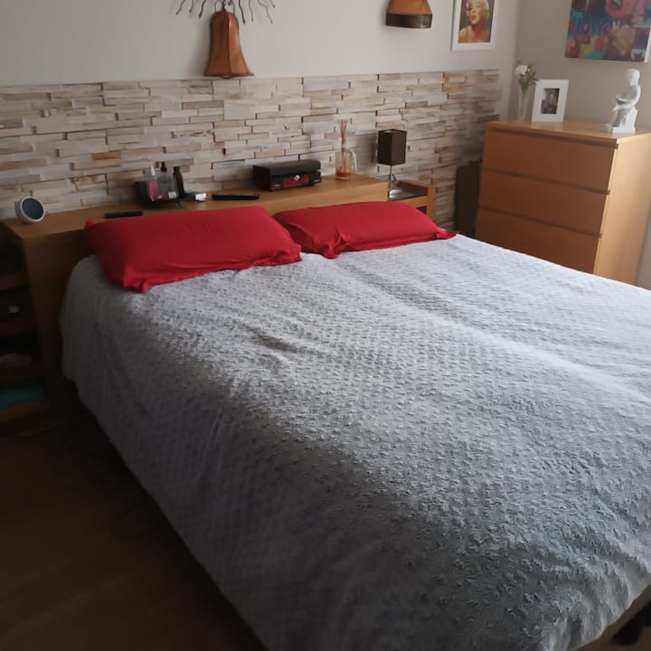Disponible Octobre Et Novembre 2025 - Bourgoin-Jallieu