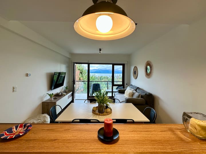 Depto. Moderno Con Gran Vista Al Lago Y Piscina - San Carlos de Bariloche
