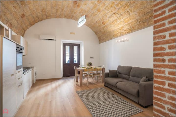 Tipica Casa In Pietra Antica - Terrasini