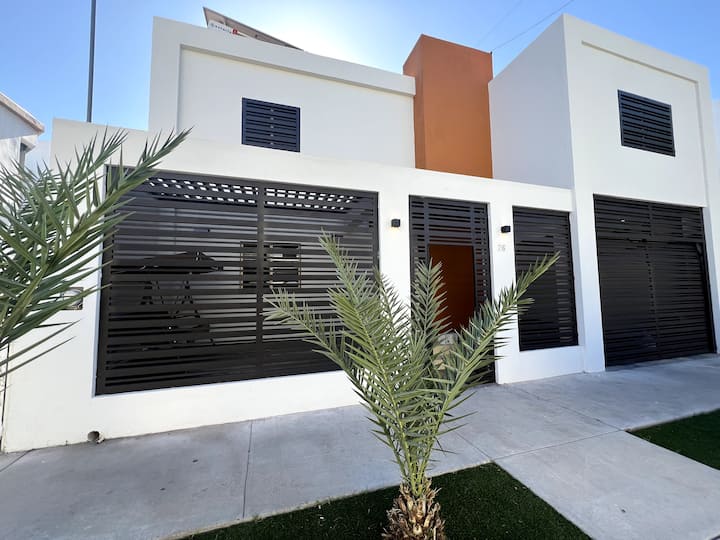 Casa Bien Ubicada, Cómoda Y Equipada - Hermosillo