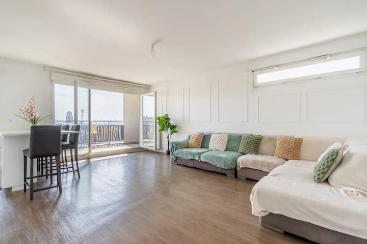 Balcon & Parking · 2 Min Métro · 25 Min Du Louvre - Aubervilliers