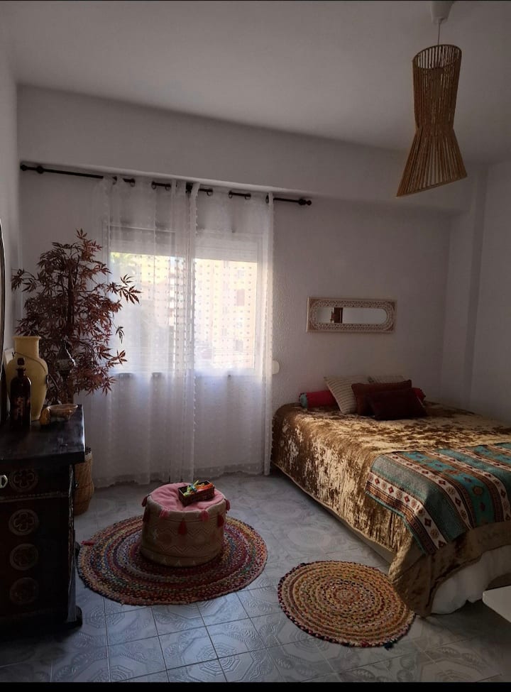Habitación Cerca Palmeral - Alicante