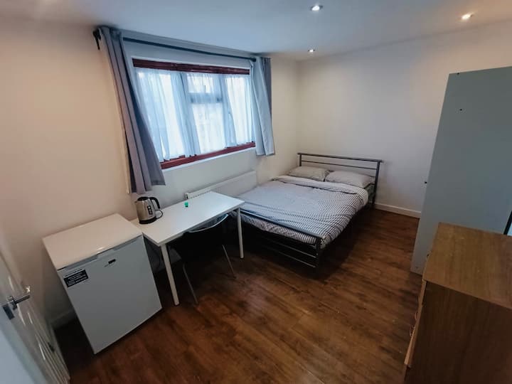 Plex Properties - Romford