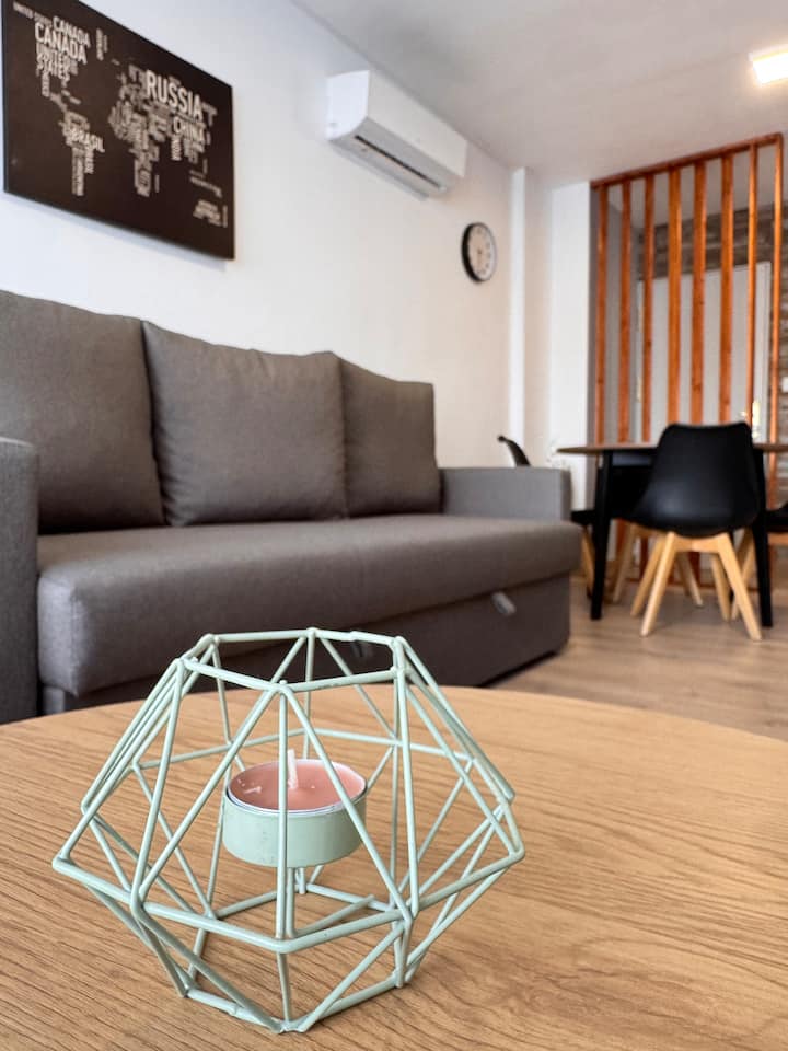 Bonito Apartamento 150m De La Playa - Benalmádena