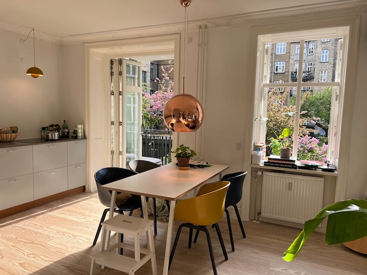 Lys Lejlighed Ved Metro - Copenhagen