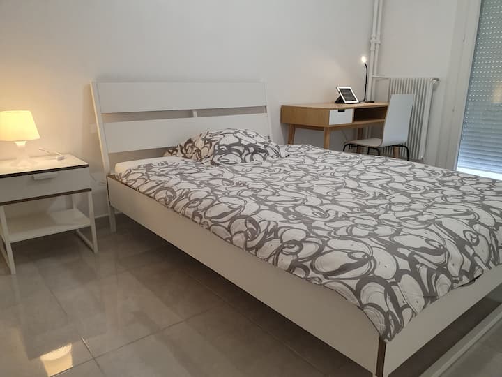 Chambre Avec Belle Vue Sur Lac - Montpellier