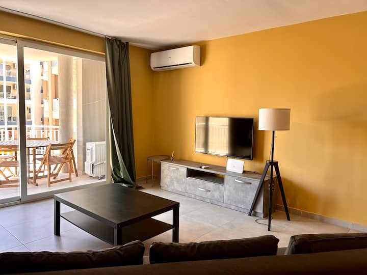 Modern 3-bedroom Holiday Apartment - St Paul's Bay - Malta