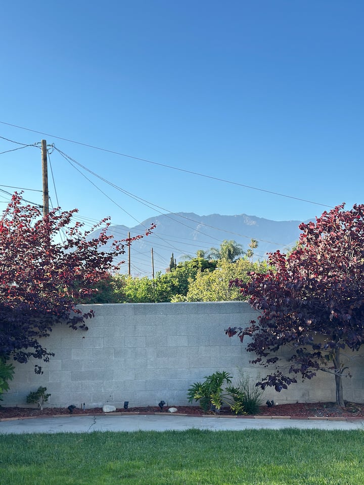 Closetoont One Story 4b2b 7 Guests Whole House, Ca - Upland, CA