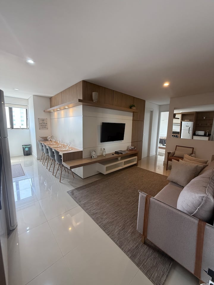 Apto Centro 2 Qtos/ar Cond/vaga/ Academia/ Piscina - Foz do Iguaçu