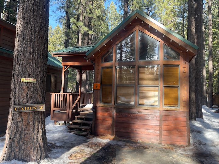 Cozy Single Loft Cabin- 3 Beds + Futon - South Lake Tahoe, CA